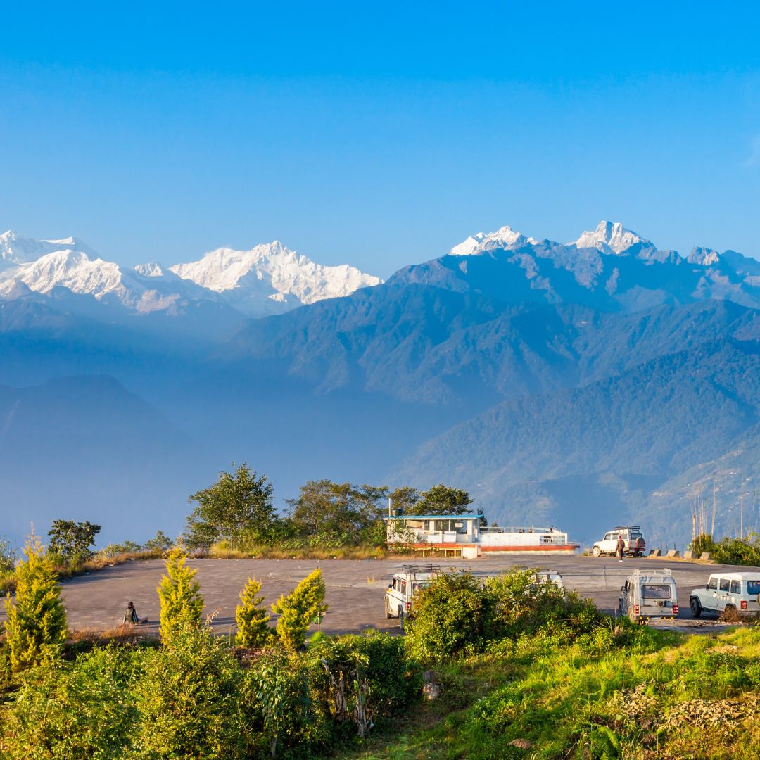 GANGTOK PELLING PACKAGE TOUR – Nirvana Tour And Travel
